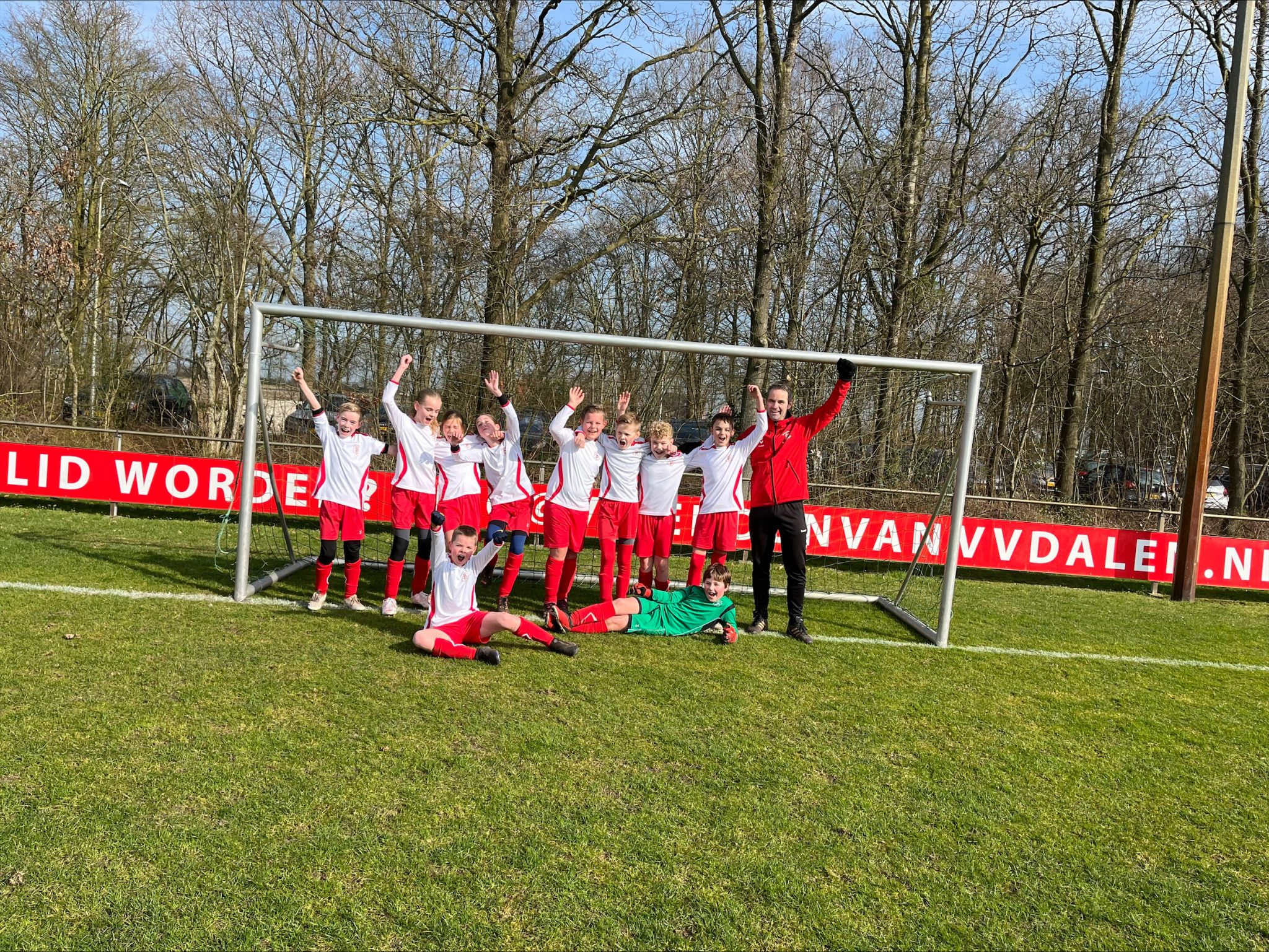 JO 12-1 toch kampioen; het wonder van Schoonoord! | VV Dalen
